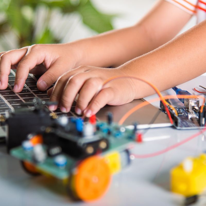 Coding and Robotics for Kids in Wichita, Kansas. | Wichita Kid City Guide